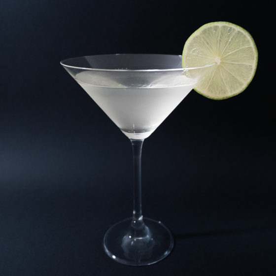 Sapphire Martini Drink - Recept på goda drinkar - Drinkoteket