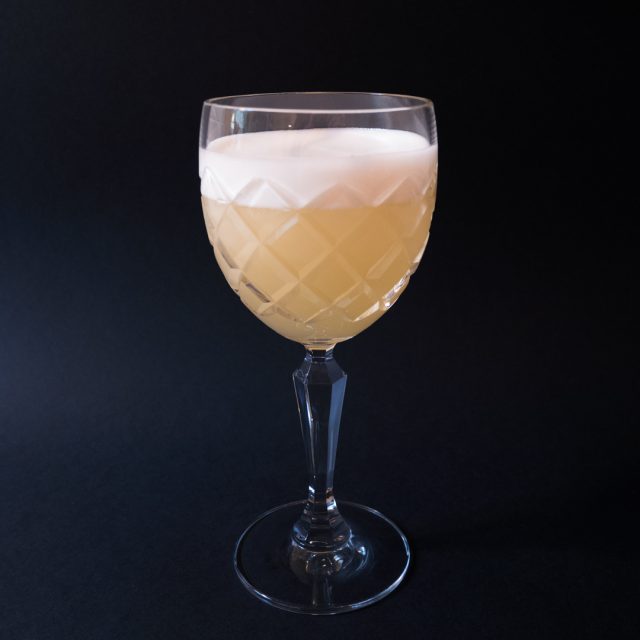 Mango Sour Drink - Recept på goda drinkar - Drinkoteket