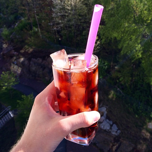 Strawberry Coke Drink - Recept på goda drinkar - Drinkoteket